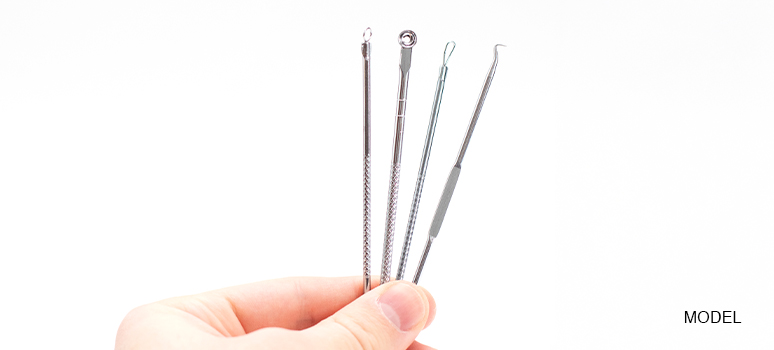 Elite Extractors – Tackle Blackheads with Precision & Ease | Robbins ...